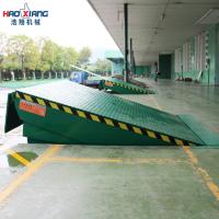China Hydraulic Dock Leveler Load And Unload Goods Green 220V for sale
