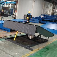 China Adjustable  Hydraulic Dock Plate 10 Ton Warehouse Loading And Unloading Platform for sale