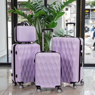 China Hot Sellers 3-Piece Luxury Travel Trolley Suitcase Set Large Carry-On Luggage with Easy Movement Wheels Zipper Opening for sale