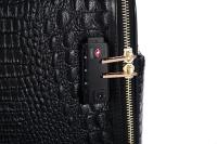 China Waterproof Leather Luggage Bag High Strength 24in 28in Vintage Carry On Luggage for sale