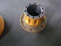 China Rustproof Stainless Steel 10-Hole Wheel Hub for 12 Mini Wheel Loader - Isuzu Bridge Parts with 3 Month Warranty for sale