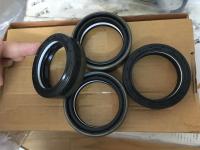 China Oil Filter 641735 SP133725 for LiuGong XCMG SDLG Backhoe Loader 22km/h for sale