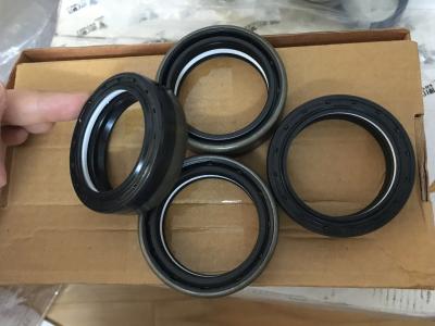 China Oil Filter 641735 SP133725 for LiuGong XCMG SDLG Backhoe Loader 22km/h for sale