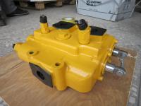 China Liugong 12C0016 FPF32 Control Valve Assembly 54kg for ZL40B ZL50C CLG855 CLG856 Wheel Loaders for sale