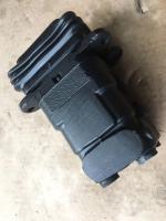 China Excavator Foot Valve 6 Holes 12C2151 for LGMC Kone Escalator Parts Original for sale