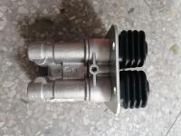 China LiuGong 12C4904 Kawasaki 6-Hole Foot Valve for Excavator 100% Original for sale