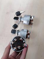 China Kobelco Excavator Ignition Switch 34B0558 High Quality 24V Replacement Part for sale
