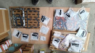 China Liugong 3801330 3801468 Engine Repair Kit Up Down NTA855 for Forklift 100% Original for sale