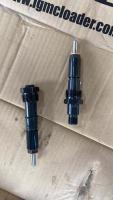 China LGMC 4994275 Oil Fuel Injector for Auto Engine Parts 100% Original for sale