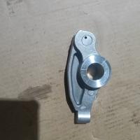 China 1-87618515 Intake Valve Rocker Arm For Excavator ZX240-3/5、SH240-5、SY235、SY265 Engine ZX240、SK330、CX240 for sale
