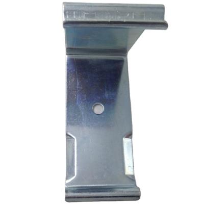 China Zinc Plated Steel shipping Spring Snap Crate Clips Custom Stamping System for sale