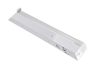 China Classroom Linear LED Strip Lighting 60 Watt AC347-480V Warehouse Stable for sale