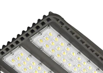 China Slim LED Shoebox Light Luminaire Area Site 135W Campus Lighting AC100-347V for sale