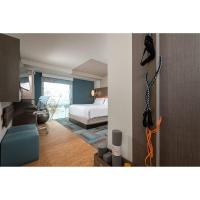 China Modern Even Hotel Bedroom Furniture Queen Size Hotel Guest Room Furniture Sets for sale