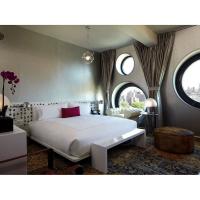 China Dream Hotel Furniture Room Sets Queen Bed Standard Hotel Beds Lounge Sofa Fridge Cabinet Boutique Modern Usa Hotel Furniture for sale