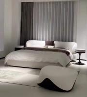 China Factory Price One-stop Design Procurement Service Dealers Luxury Solid Wood Modern Hotel Bedroom Furniture Set Commercial Use for sale