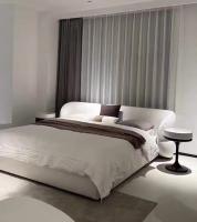 China Factory Price One-stop Design Procurement Service Dealers Luxury Solid Wood Modern Hotel Bedroom Furniture Set Commercial Use for sale