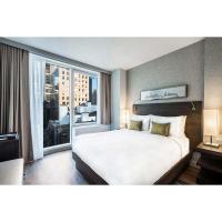China Tapestry Collection by Hilton Boutique Hotel Furniture Quality Standard Bed Queen Bed Solid Wood Modern Hotel Bedroom Furniture for sale