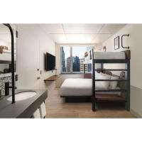 China Canopy by Hilton Customized Modern Design Hotel Bedroom Furniture 5 Star Luxury Wood Furniture for Resorts for sale