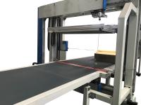China Dual Blade Horizontal PU Foam Sponge CNC Cutting Machine Automatic for sale
