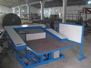 China Manual Foam Rubber / Sponge Cutting Machine High Speed , 600mm for sale