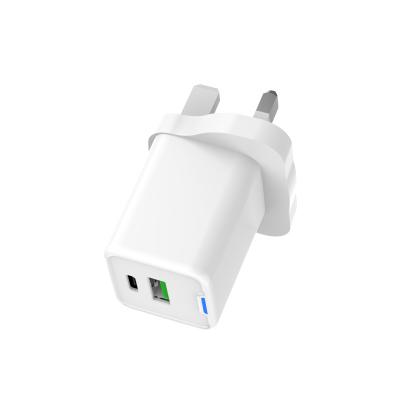 China White ABS High Speed UK Plug Charger with Two Ports Fast Charging for sale
