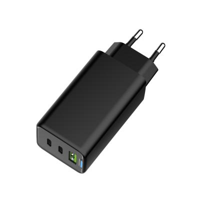 China Customized GaN USB Charger Fast Charging 65W 2 USB C Port Wall Charger for sale