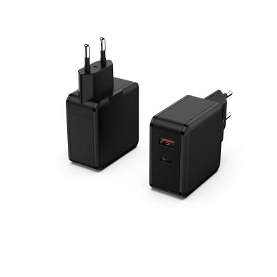 China 2025 LX-Brand 45W Dual Ports USBA And USBC OEM Fast Charging Power Block Wall Charger Fast Type C Wall EU Plug Adapter for sale