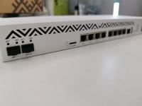 China 73W CCR1036-8G-2S+ 36core ROS Telecom Wired Router for sale
