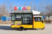 China Lightweight Wasp 3-Wheeled Electric Food Truck 50km/h 100km Range Mobile Cafe for sale