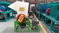 China 22kW Power PE Plastic Film Screw Conveyor Bumper Crusher Machine for 800kg/h Capacity for sale