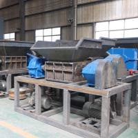 China Double Shaft Shredder For Waste PET Mineral Water Bottle Tree Root With 220V 380V Voltage for sale