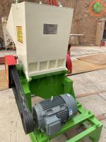 China 800kg/h Strong Low Noise Plastic Crusher Machine for Nylon PP Woven Bag Pipe Tube Barrel for sale