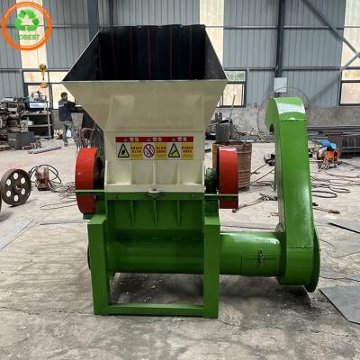 China Multifunctional Plastic Crushing Machine Shredder For Recycling Number of moving knives 6 for sale