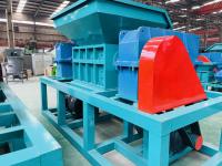 China PS Material Waste Truck Tires Double Shaft Shredder Machine with Easy Opperation for sale