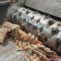 China High Output Single Shaft Shredder Machine for Plastic Paper Wood Tire Waste Recycling for sale
