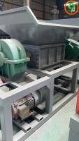 China Low Speed Double Shaft Double Motor Shredder Machine for PVC HDPE PP PET Waste Made for sale