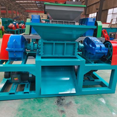 China High Speed 15-24RPM Double Motor Shredder for Waste Plastic Wood and Straw Board for sale