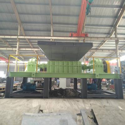 China 300-500 kg/h Production Capacity Double Shaft Design Wood Shredder Machine for Waste Wood for sale