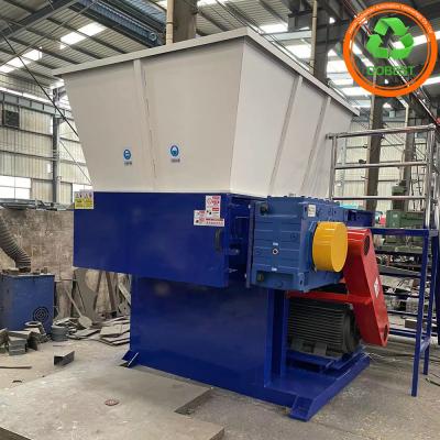 China 1500-2500kg/h Capacity Single Shaft Shredder for Textile Fabric and Nylon Strips for sale