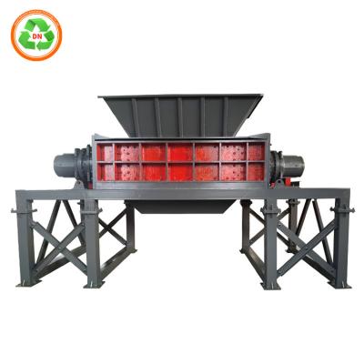China Manufacturing Plant Waste Plastic Crusher for Grinding Crumb Rubber and Shredding Tires for sale