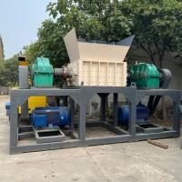 China Waste Tyre Shredding Machine with 600kg/h Capacity at Manufacturing Plant for sale