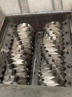China Double Hob Shredder Machine 22KW for Waste Fishing Net Multifunctional Top Selling for sale