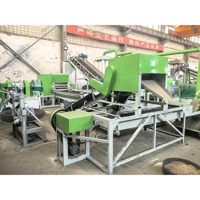 China Long Service Life Waste Tire Shredder for Rubber Production Line in Old Tire Recycling for sale
