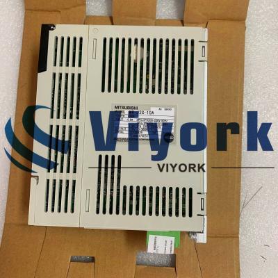China Mitsubishi MR-J2S-40A-S105 SERVO CONTROLLER 2.8AMP 170V 0-360HZ 400WATT POWER CORD POWER CABLE MR-PWCNK1-3M AMP 400W New for sale