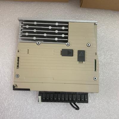 China Yaskawa SGDV-R90A01B AC SERVO AMPLIFIER 200-230V 50/60HZ 0.5/0.91A NEW for sale