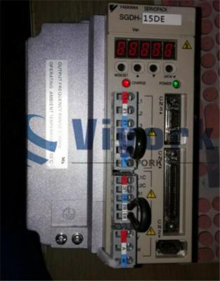 China Yaskawa SGDH-15DE Industrial Servo Drive 50 / 60HZ 380 - 480VAC INPUT 4.8AMP NEW for sale