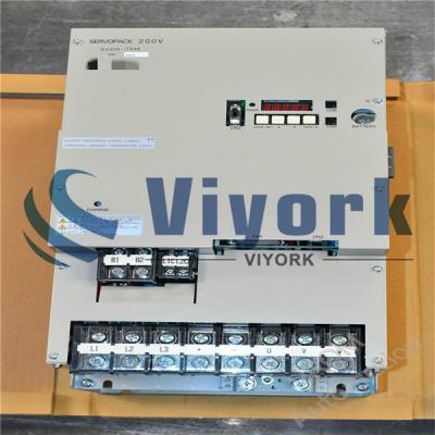 China Yaskawa SGDH-1AAE Industrial Servo Drive 50 / 60HZ 200 - 230VAC INPUT 60AMP NEW for sale