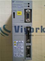 China Yaskawa SGDL-02AS Industrial Servo Drive 50 / 60HZ 200 - 230VAC INPUT 4AMP for sale