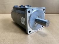 China Mitsubishi HF-KP73B AC Servo Motor 3 PHASE 750W 106V 3000RPM NEW for sale